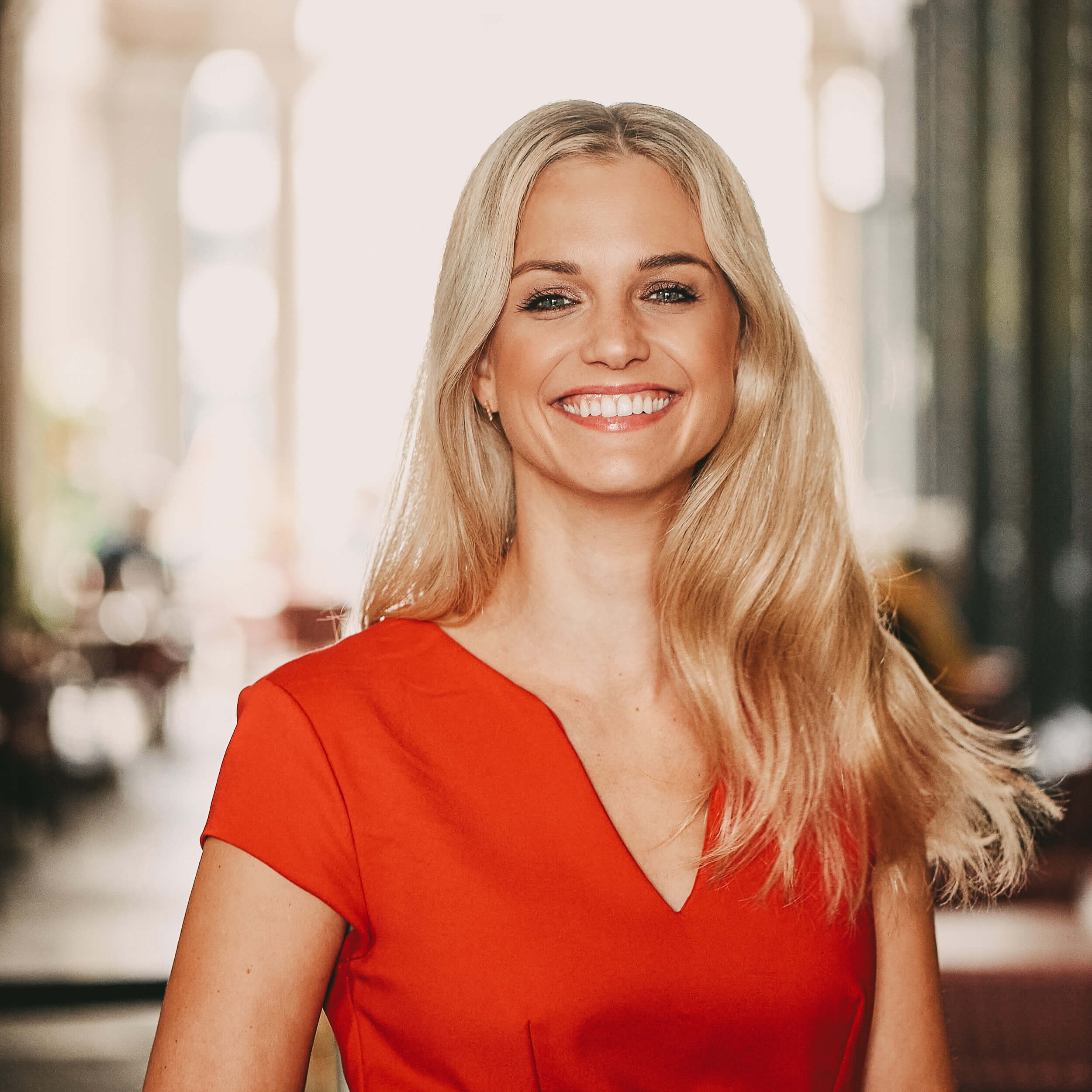 Miriam Rickli | Moderatorin, Kommunikationscoach – PODIUM Redner